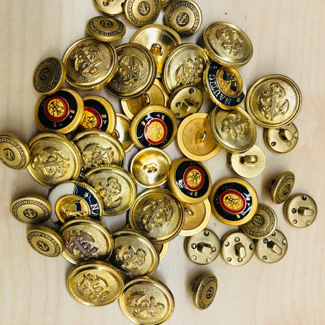 Knopfsets in vielen Farben und Größen